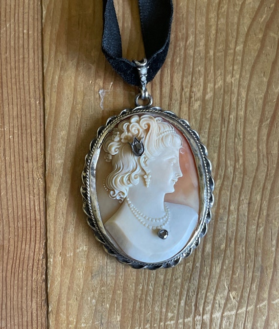 exceptional large victorian - Gem