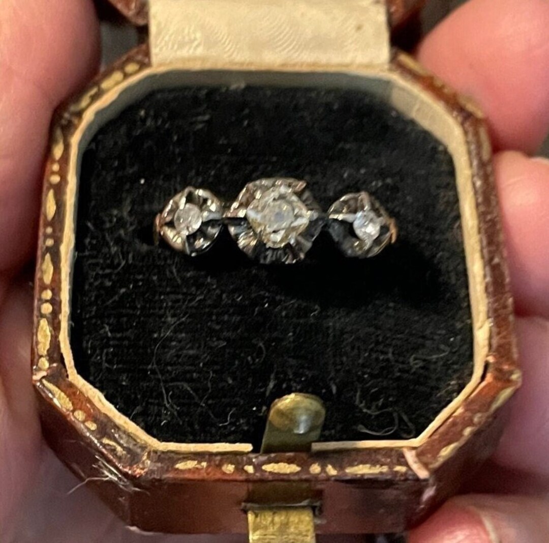 18k / Silver Circa 1870 S*T*U*N*N*I*N*G* Cushion Cut Trio Diamond Ring ...