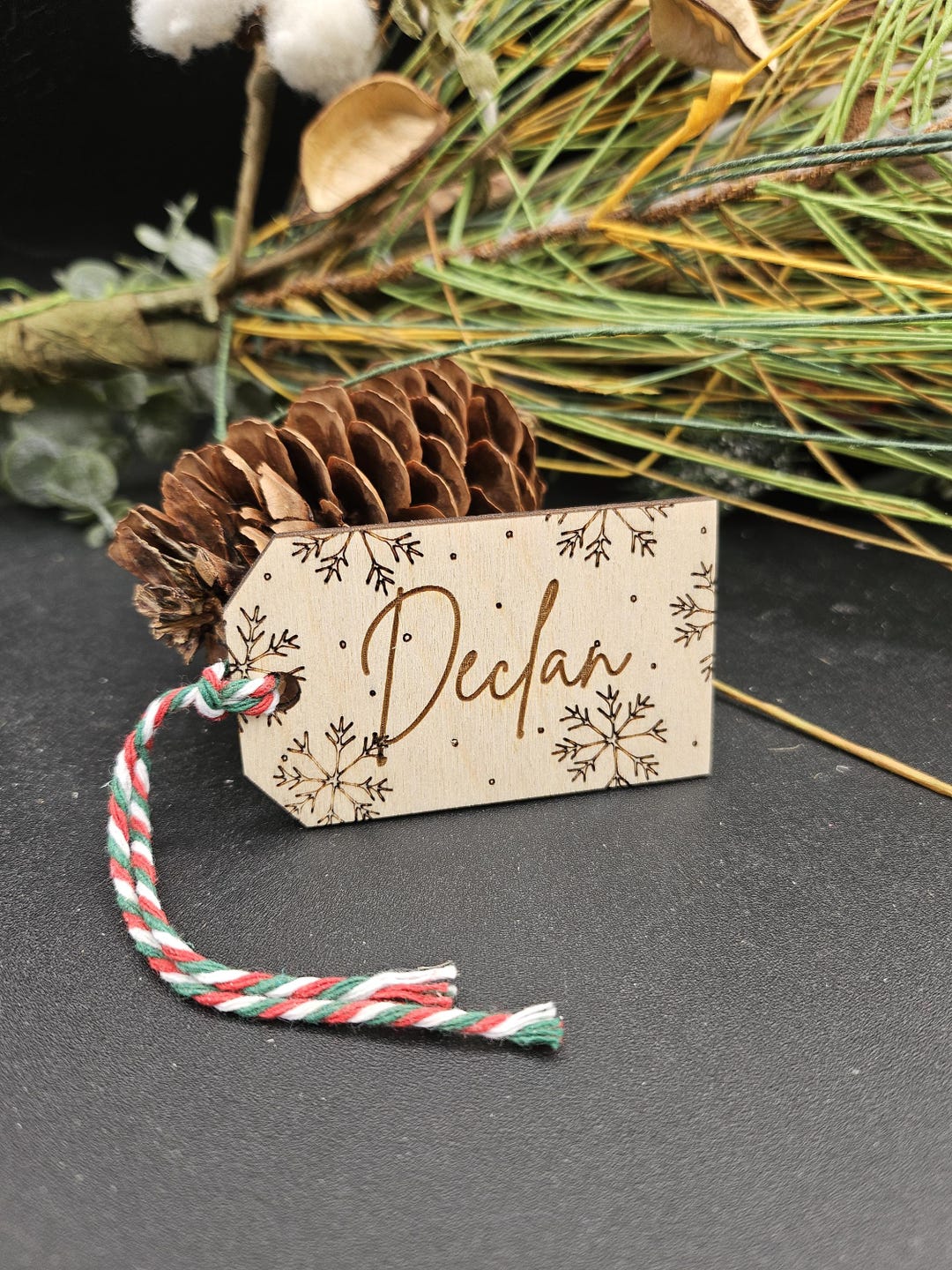 Personalized Wooden Gift Tags - Set of 5 With Festive Strings, Engraved ...