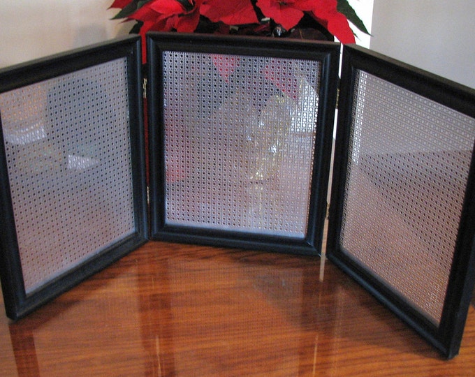 Tri Fold Black Earring Frame Display - Etsy