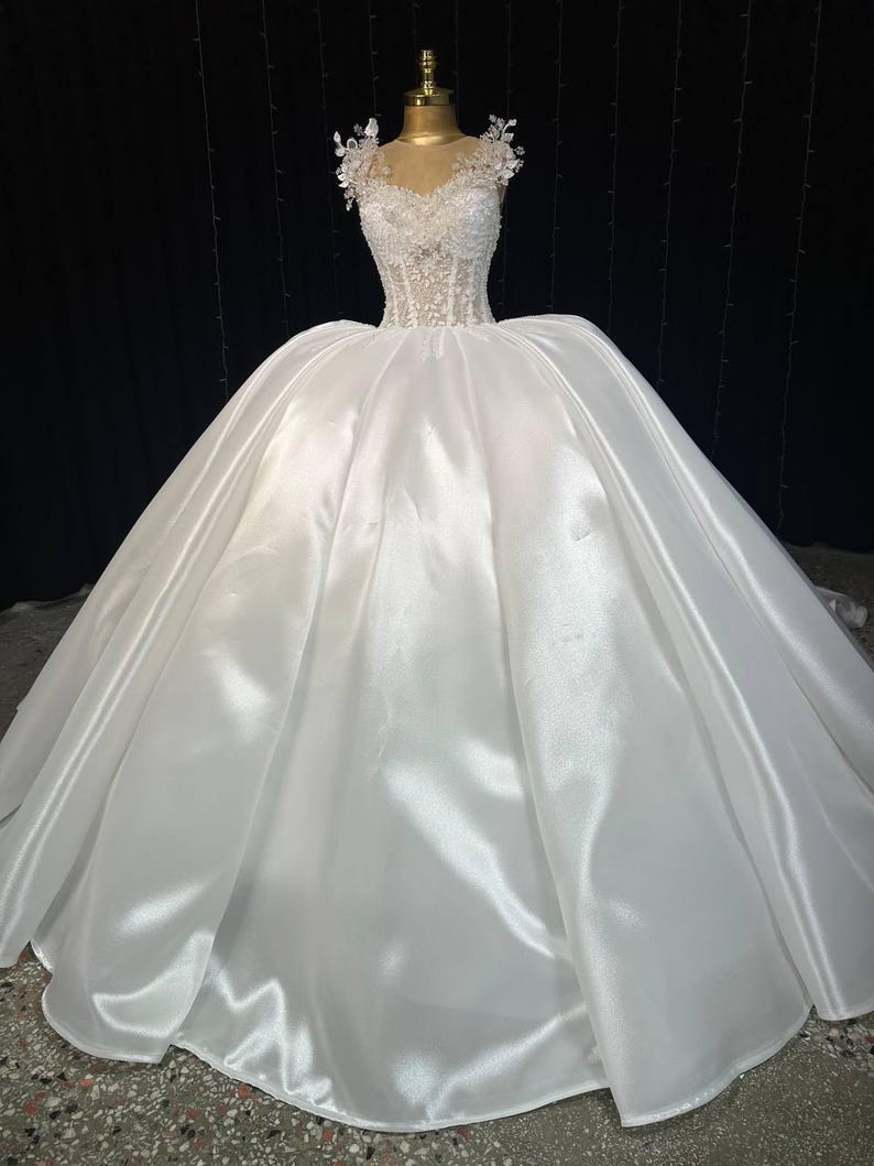 Robe de Mariée Princesse Luxury avec Cerceaux inclus - Etsy France
