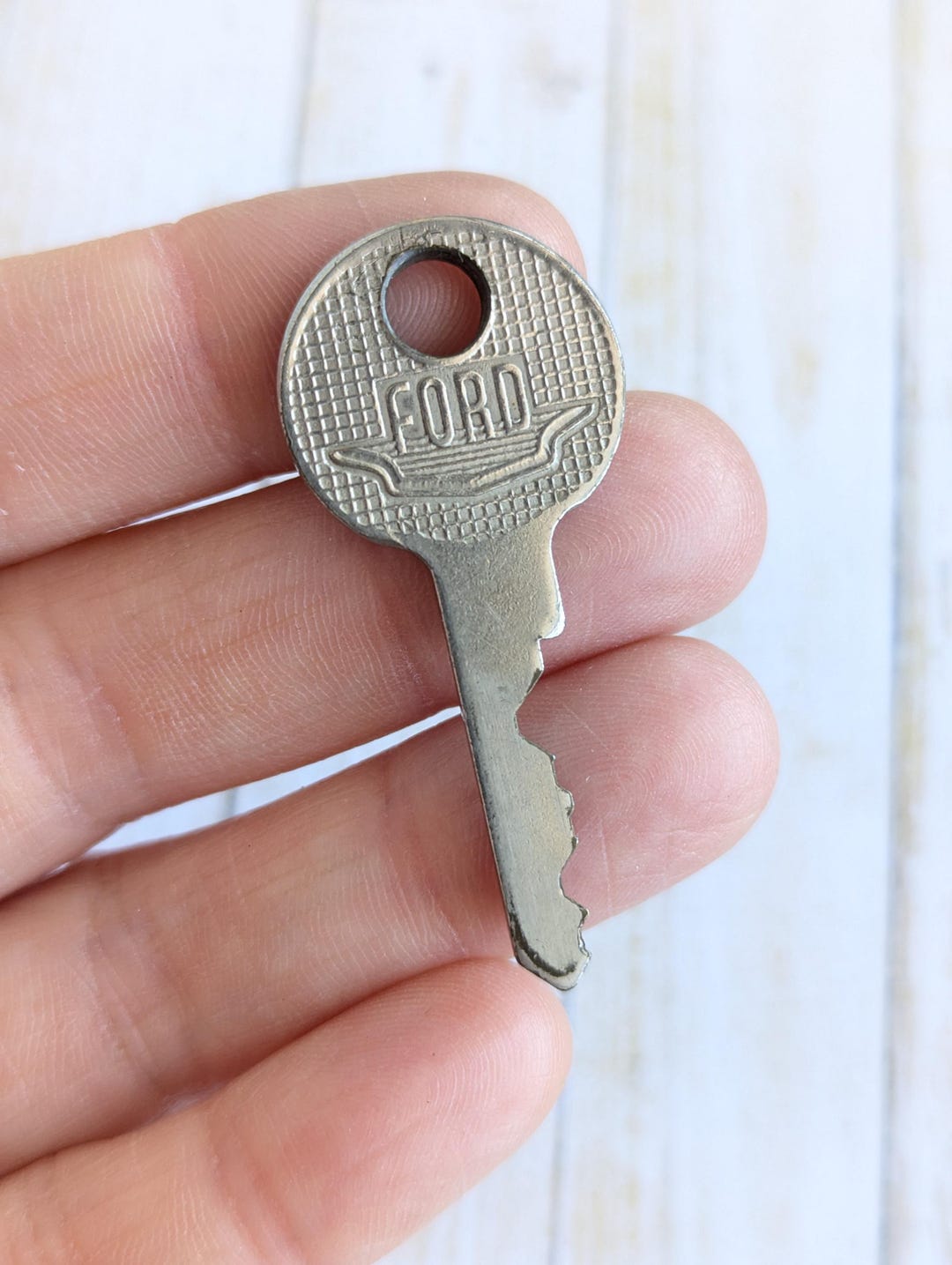 Vintage Ford Logo H KEY Concept Car Futuristic Space Door Ignition ...