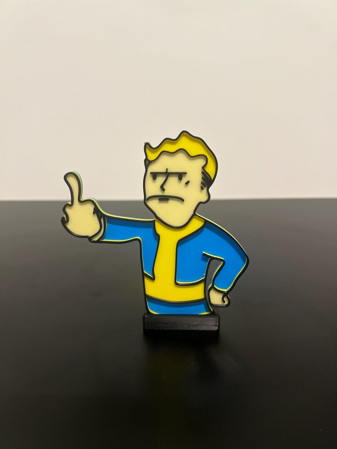 Fallout Vault Boy Flipping Middle Finger up Figurine With Stand Multi ...