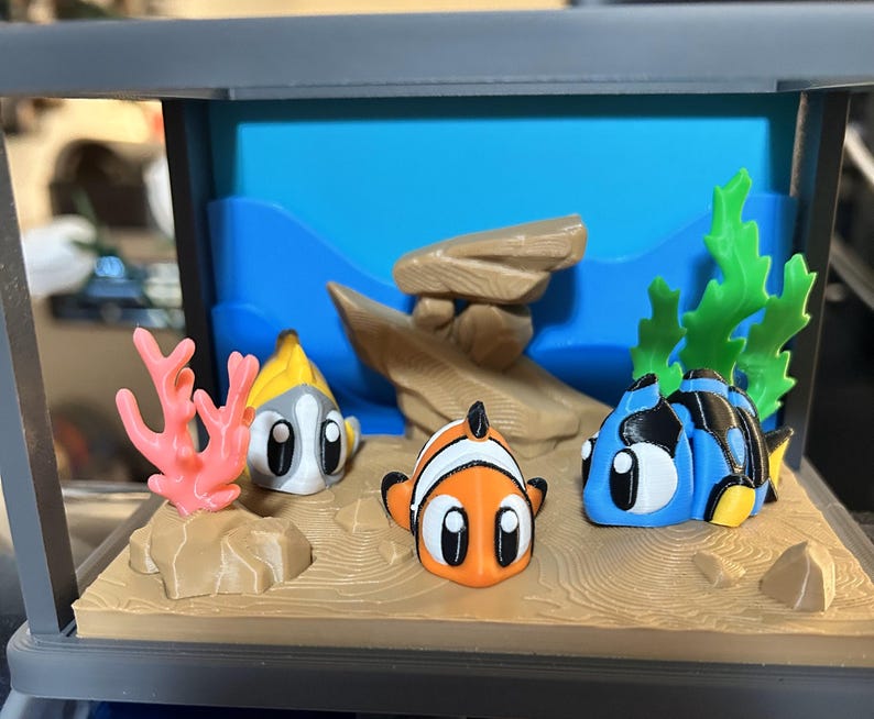 Cute 3D Printed Tropical Fish Aquarium – Mini Ocean Diorama With Coral ...