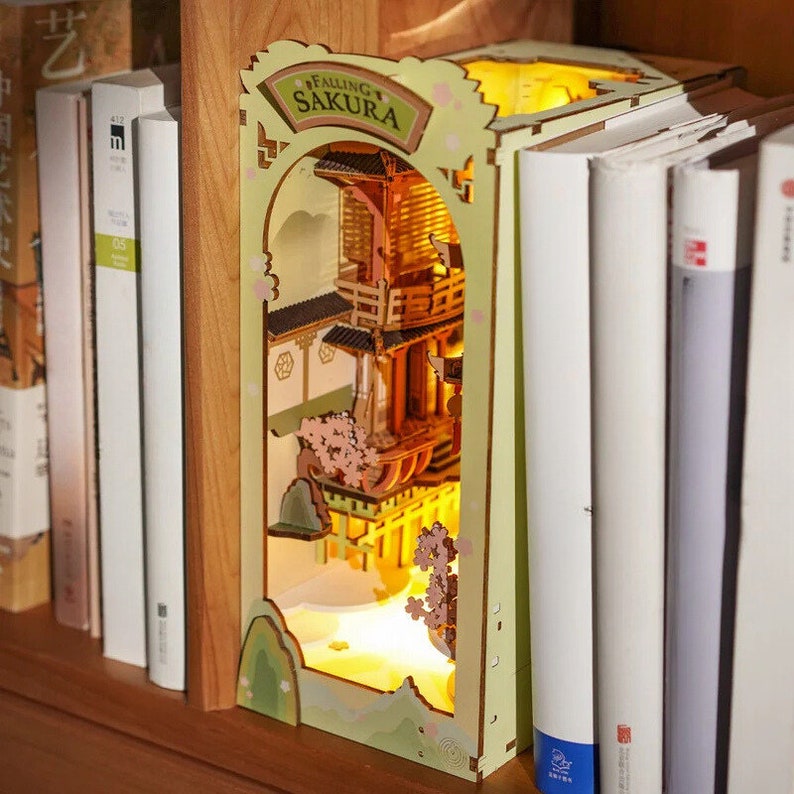 Japanese Styled Sakura Book Nook, Bookshelf Decoration, Library ...