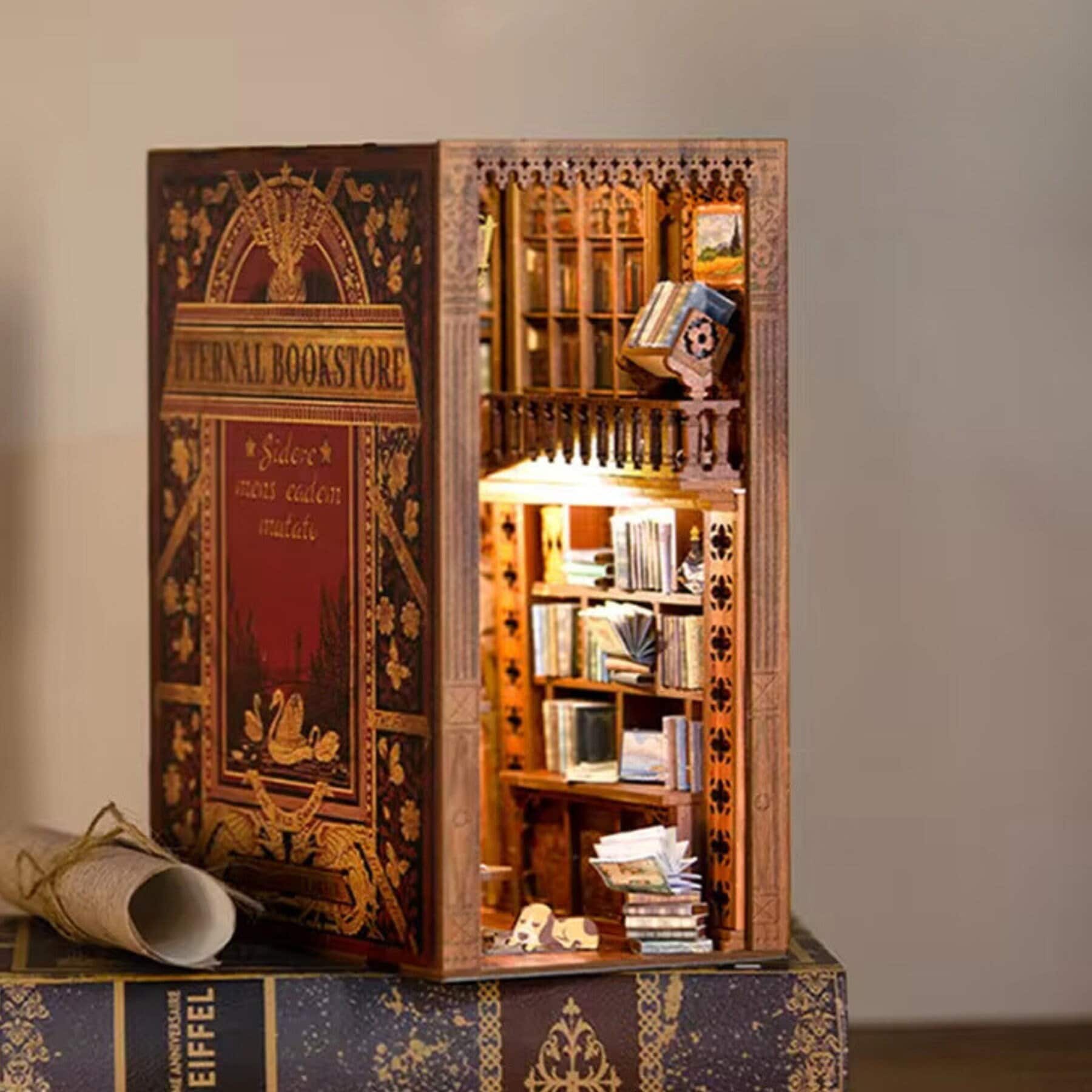 Cosy Ancient Library Book Nook | Eternal Book Store Themed Booknook ...