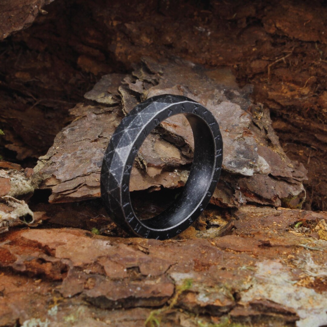 Gothic Runes Triangle 3D Viking Ring, Black, Stainless Steel Jewelry ...