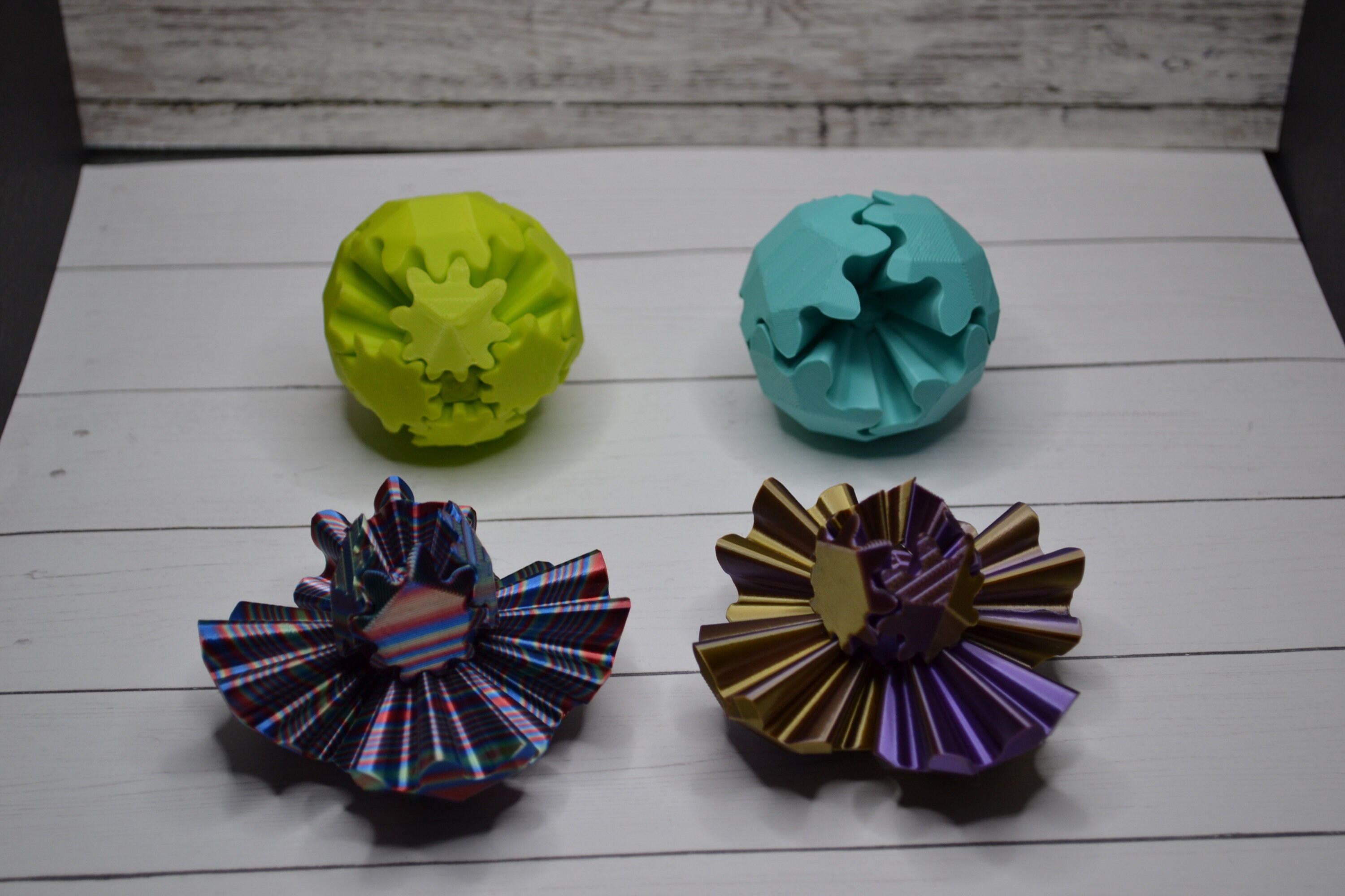 Gear Rhombo Junior Jr. the Spirit of Mini Gear Sphere Fidget Ball Toy ...