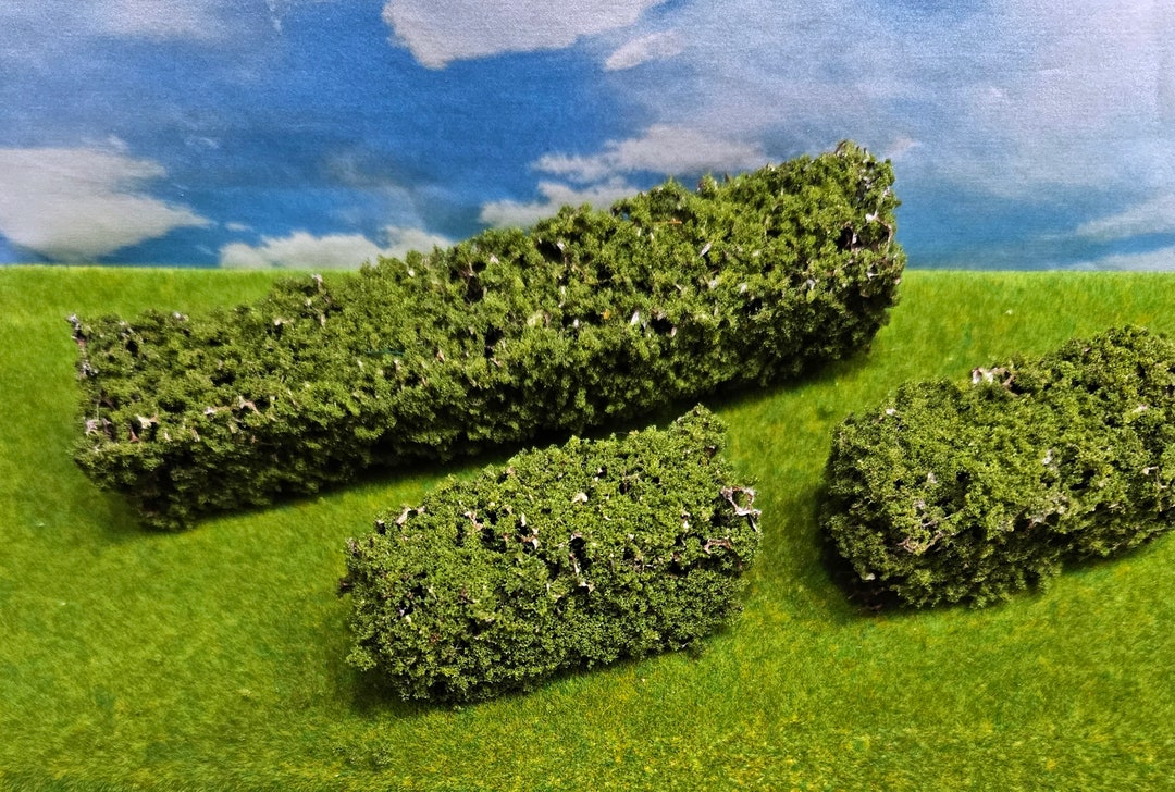 3 Miniature Hedges for Dollhouse, Diorama, Fairy Garden, Wargaming or ...