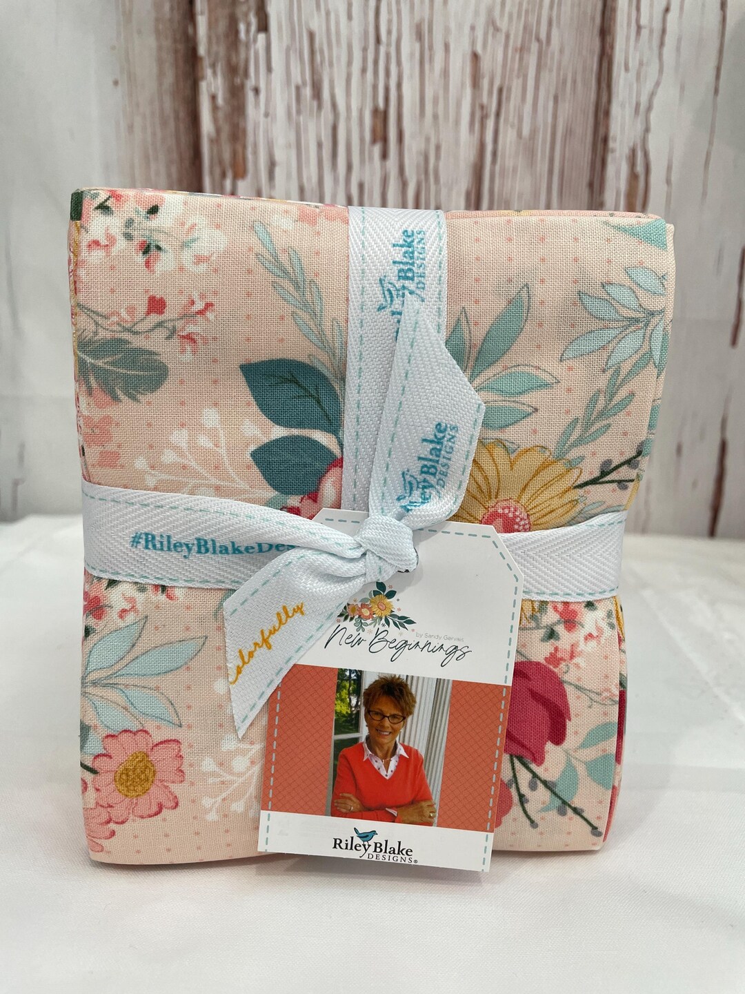 Riley Blake, New Beginnings by Sandy Gervais, 21 Piece Fat Quarter ...