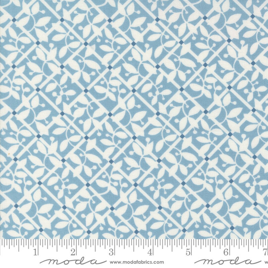 Moda Fabrics, Shoreline by Camille Roskelley, off White Leaves on ...