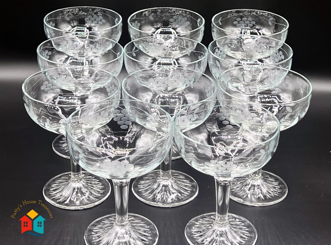 Vintage Grape Motif Etched Coupe Glasses Optic Glass Set of 11 ...