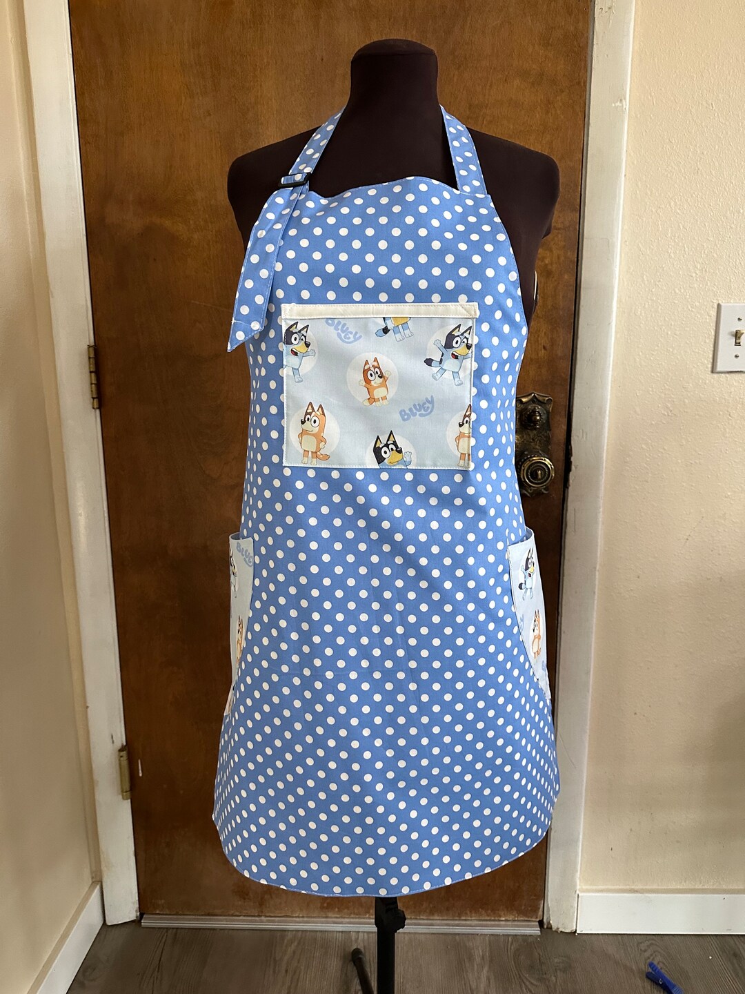 Adult Size Bluey & Bingo Healer Blue Polkadot Womens Apron Lined With ...
