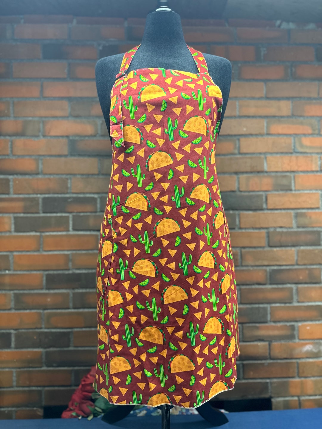 Taco Themed Womens Apron Lined With Pockets Adjustable Neckstrap ...