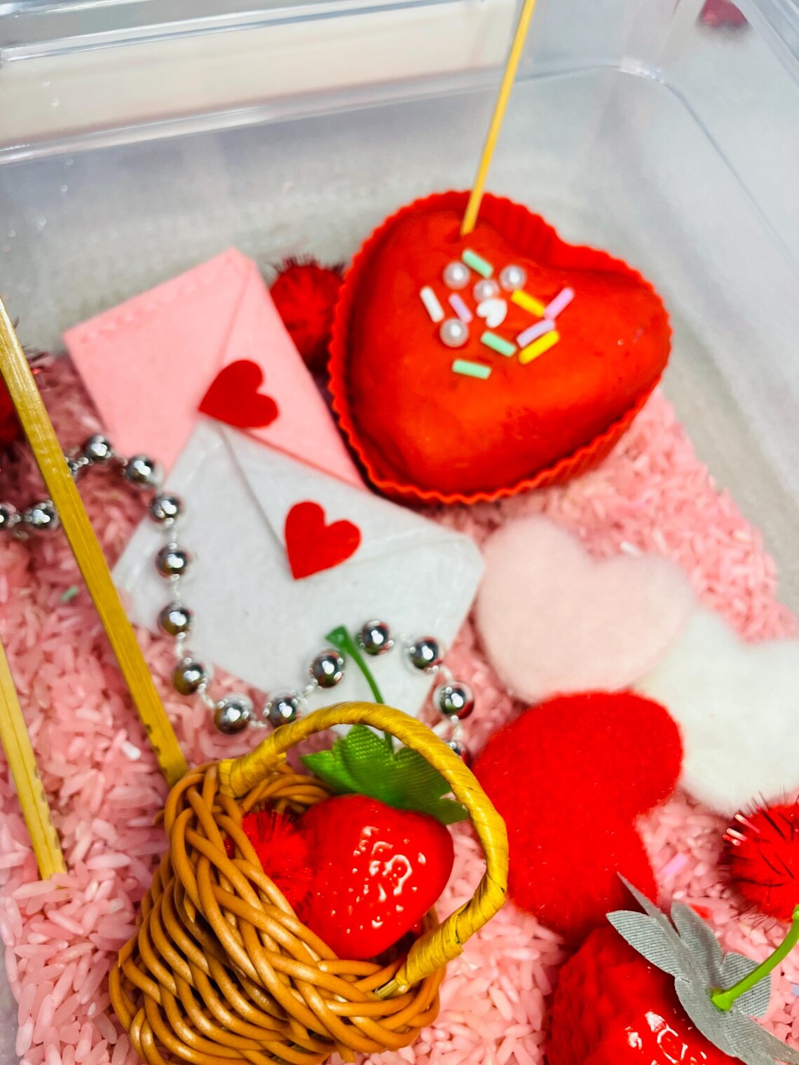 Strawberry Pour and Play Pack, Strawberry Picking Day Sensory Play ...