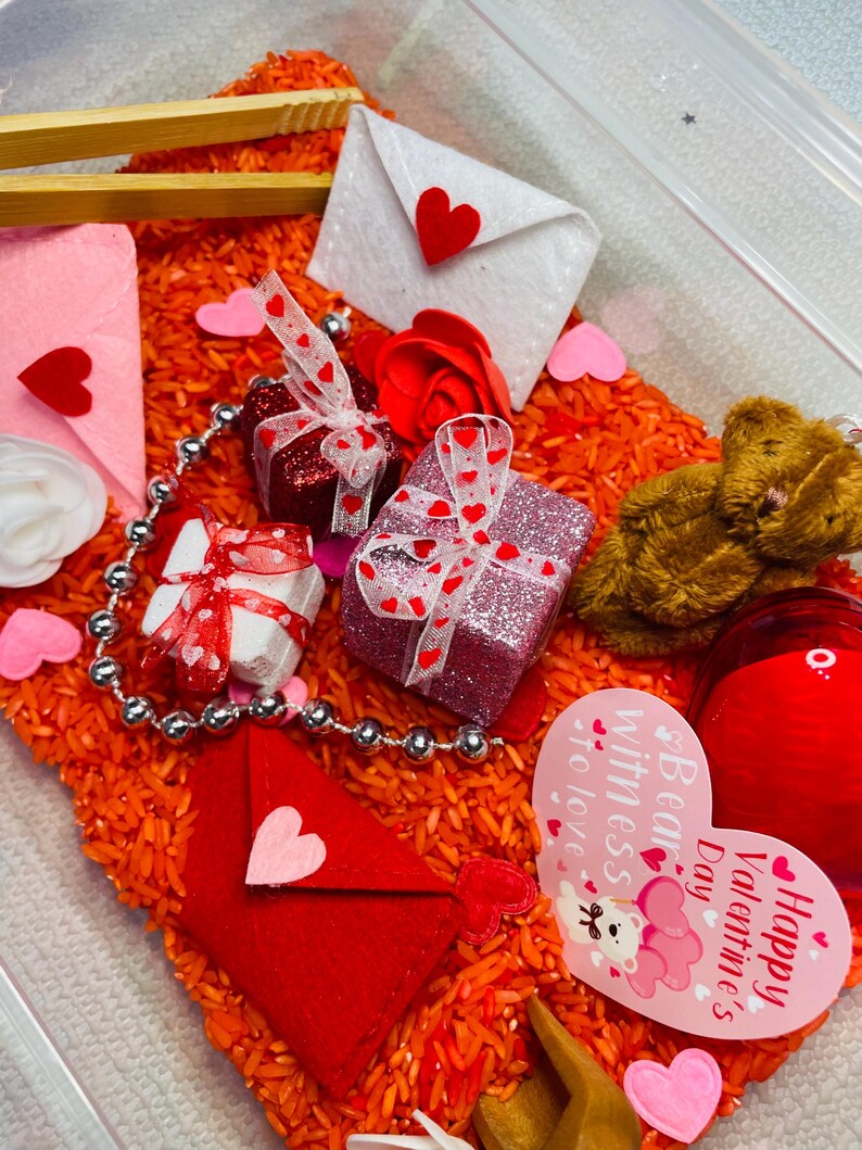Valentine's Day Sensory Bin, Teddy Bear and Letters, Play Dough, Rice ...