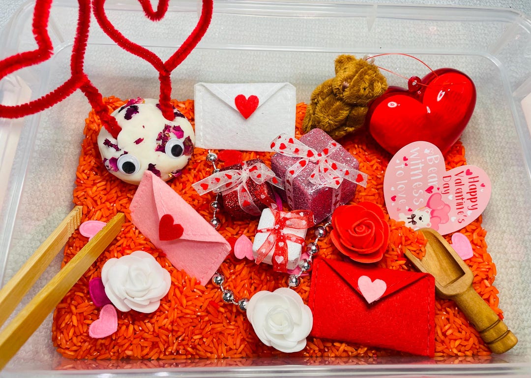 Valentines Day Sensory Bin, Love Letters Pour and Play, Valentine Day ...