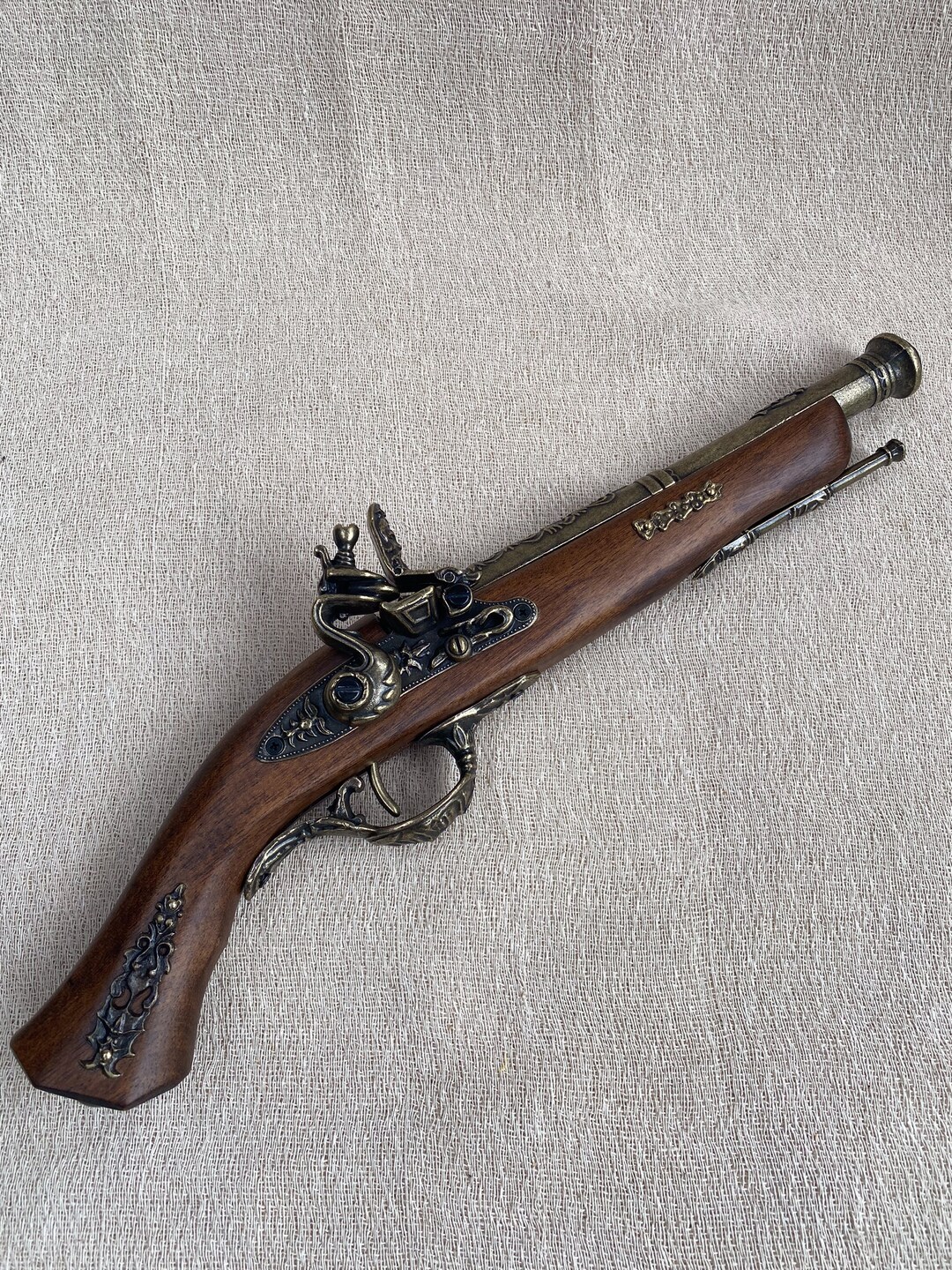 Duelling Flintlock Pistol 18th Century Pirate Steampunk Re-enactment ...