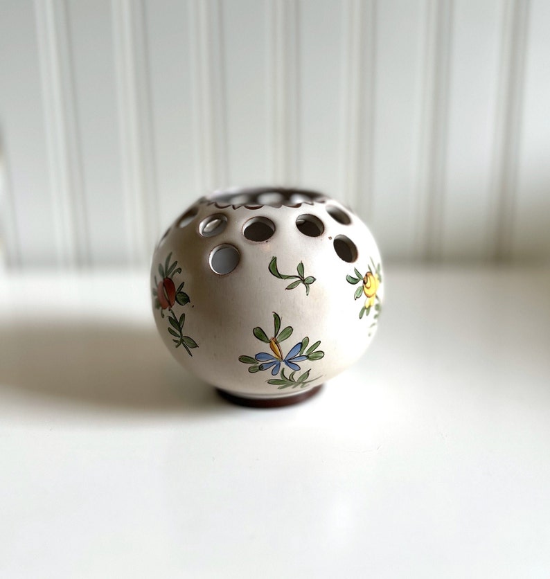 Hand Painted Pottery Frog Vase, Signed by Artist - Etsy