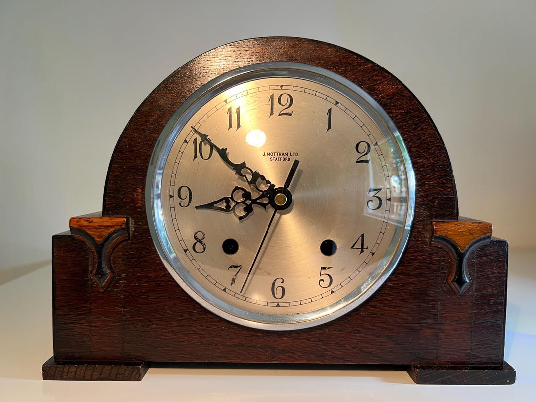 Very Nice Garrard Art Deco Vintage British Mantel Clock With a Modern ...