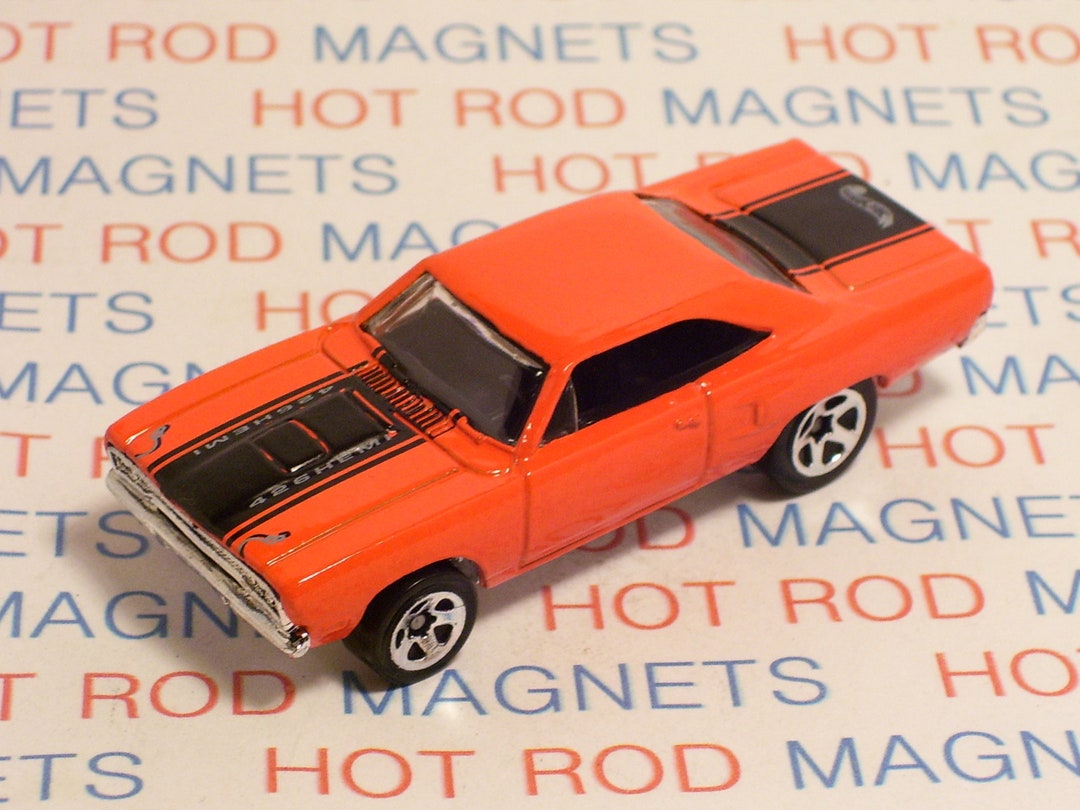 1970 Plymouth Road Runner Magnet : Hot Rod, Car, Die Cast, Man Cave ...