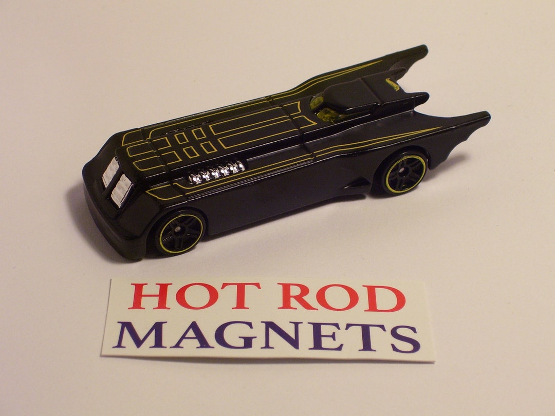 Batman Batmobile Animated Series Magnet : Hot Rod, Refrigerator ...