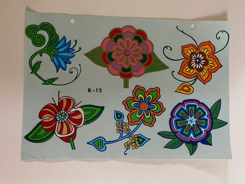 Vintage Mod Flowers Decals Decoral B-12 - Etsy
