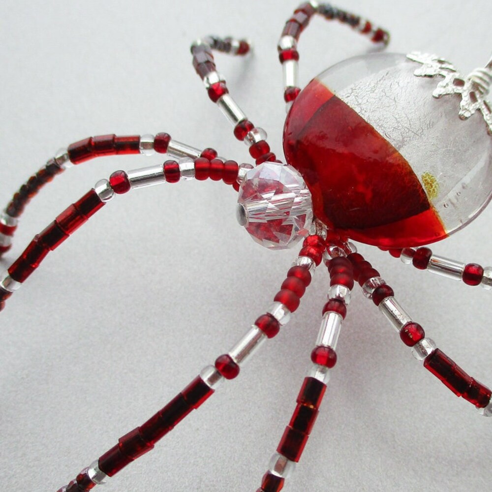 SnowflakesAndSpiders - Etsy