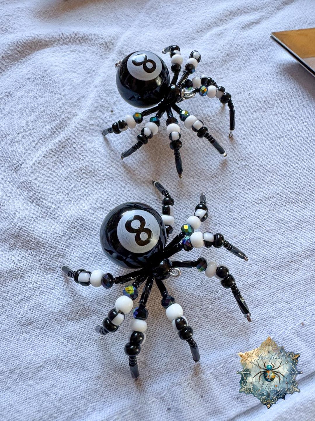 8 Ball Christmas Spider Holiday Tree Ornament - Etsy