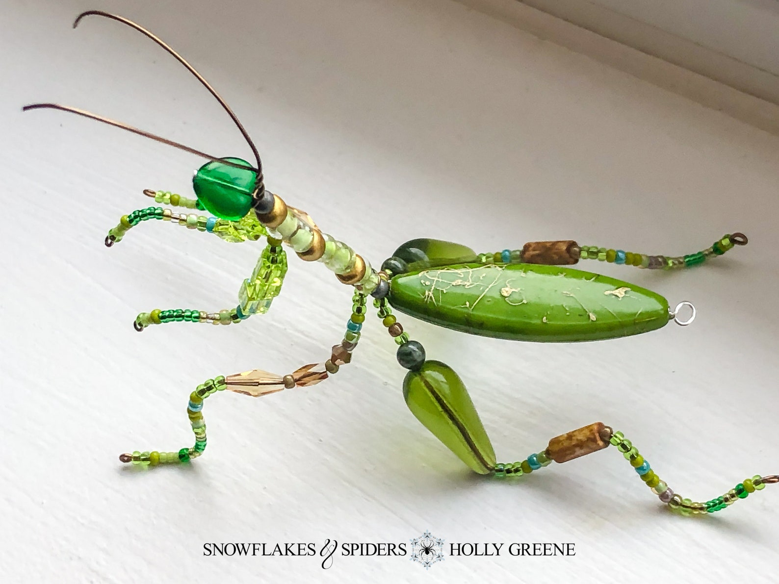 Green and Gold Praying Mantis Beaded Decor Brings Good Luck Summer ...