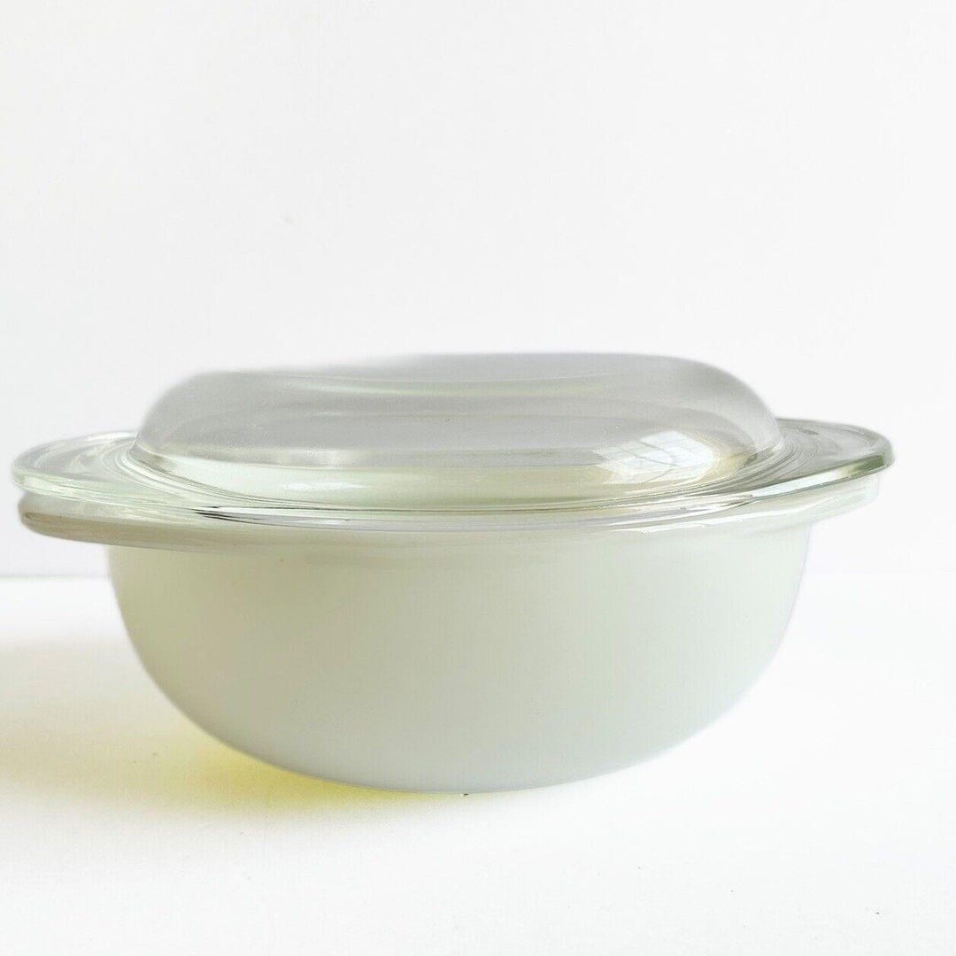 Vintage 022 Opal White Milk Glass Pyrex Casserole Dish With Clear Lid ...