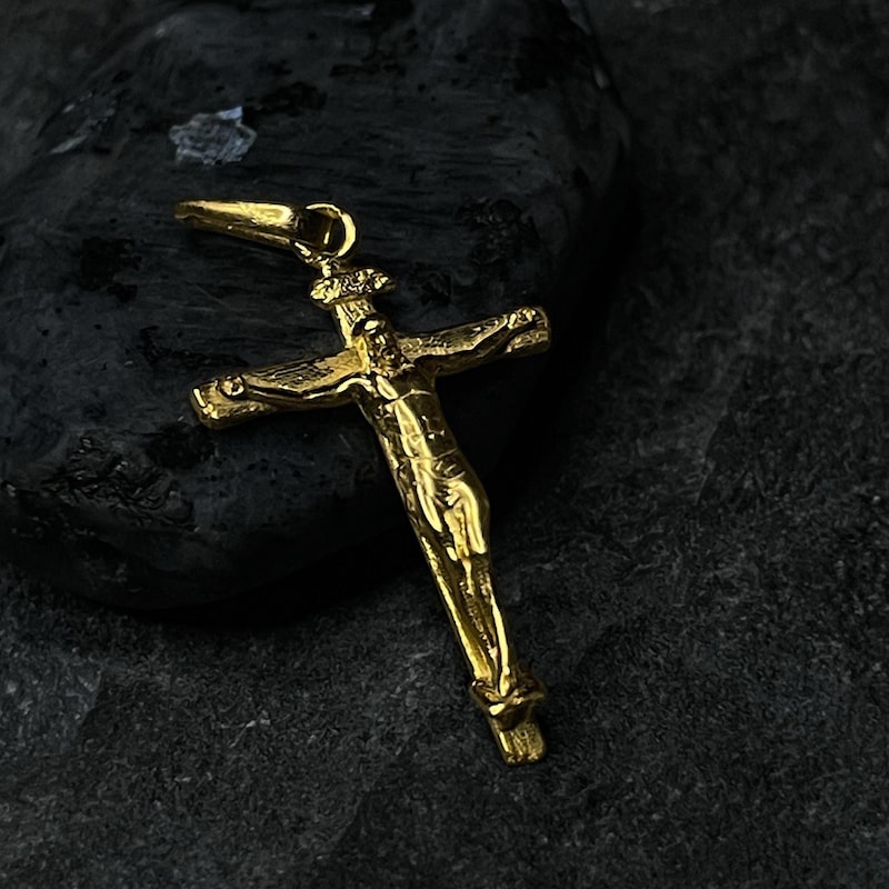 Unique Crucifix - Etsy