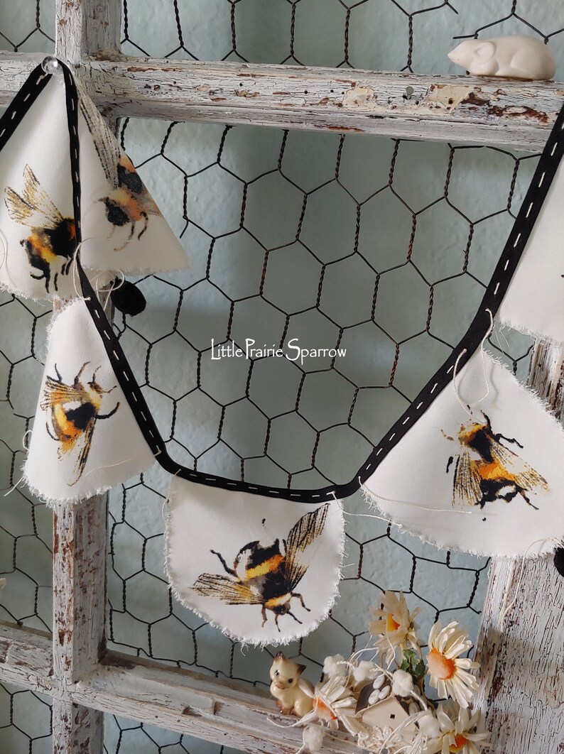 Bee Garland for Modern Farmhouse Bee Themed Nursery Spring - Etsy