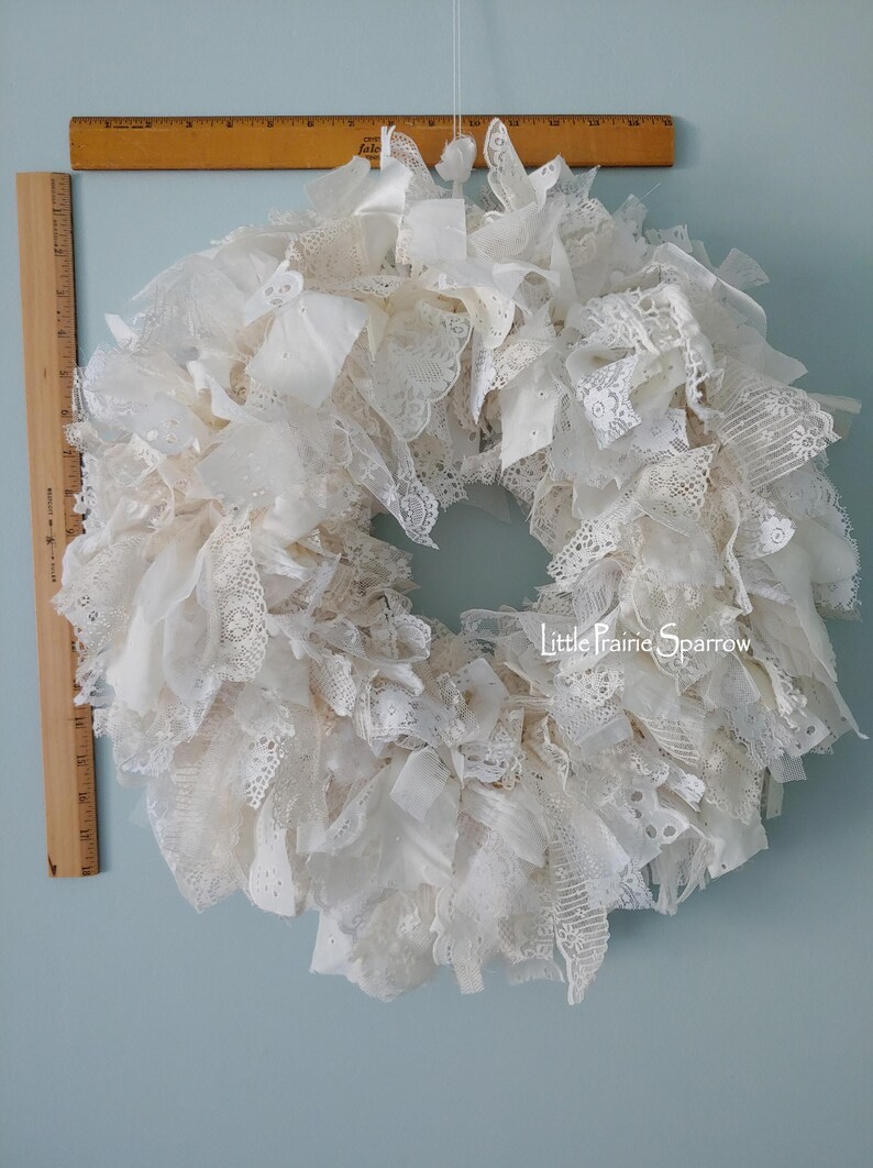 Vintage Lace Rag Wreath for Wedding Prop, Table Decor, Shabby Chic ...