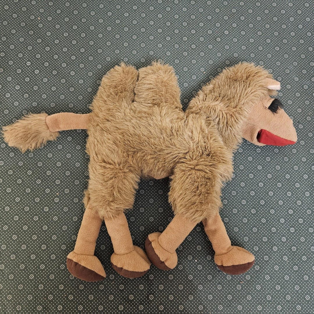VTG 1981 the Monkey Merchant CAMEL Hand Puppet Plush Mary Johnson 24 In ...