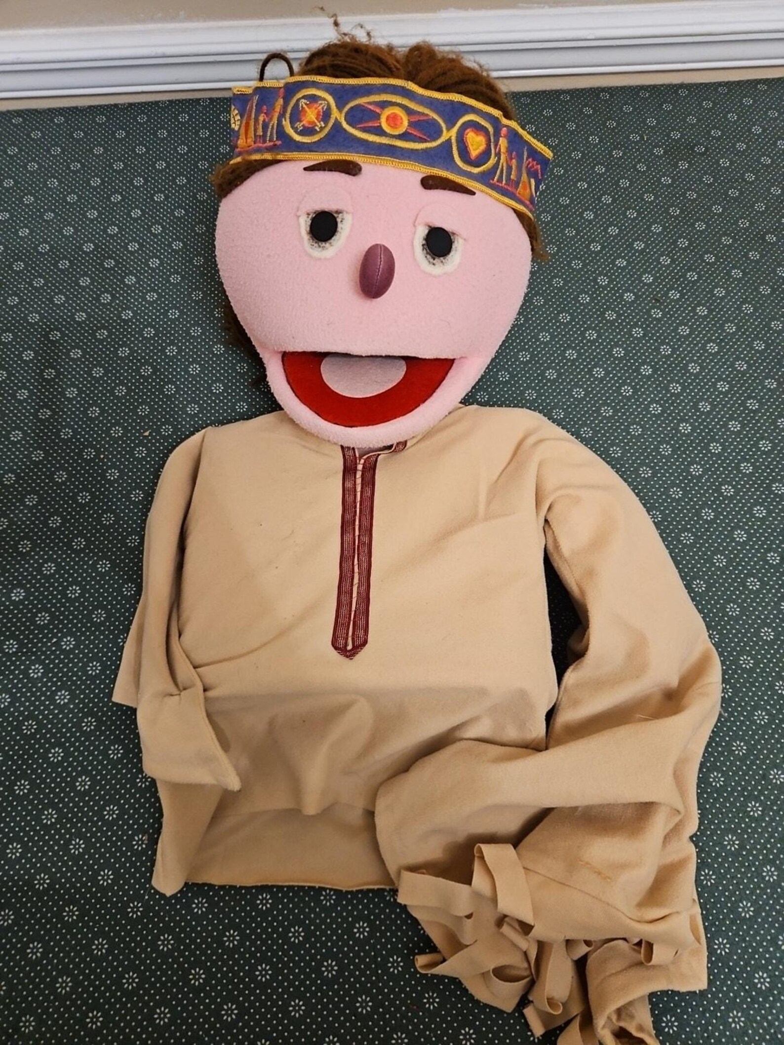 VTG Puppet Productions GIRL Brown Hair HIPPIE Indian Hand Puppet 70s ...