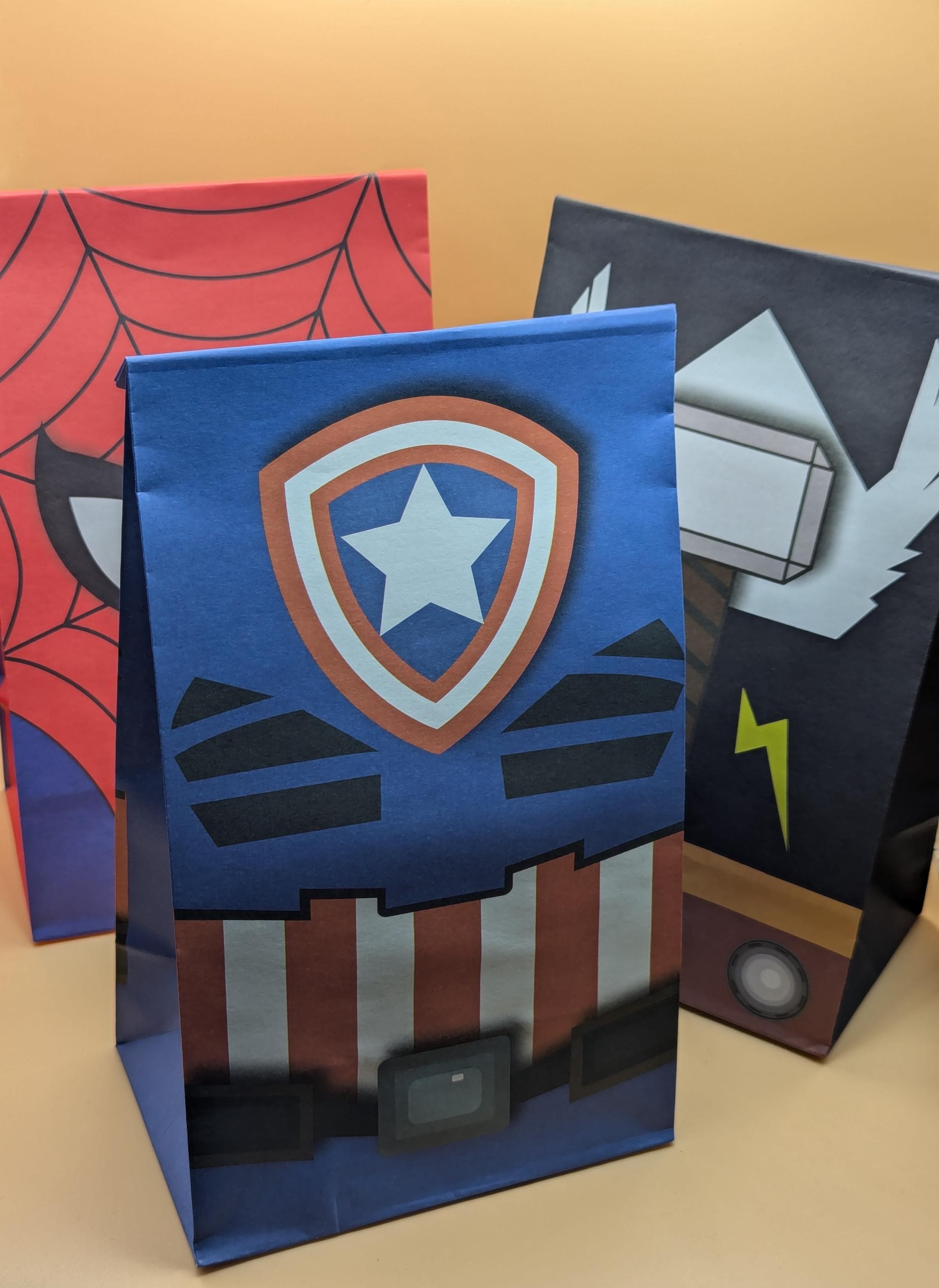 12 Superhero Goodie Bags for Kids' Parties | Return Gifts - Etsy