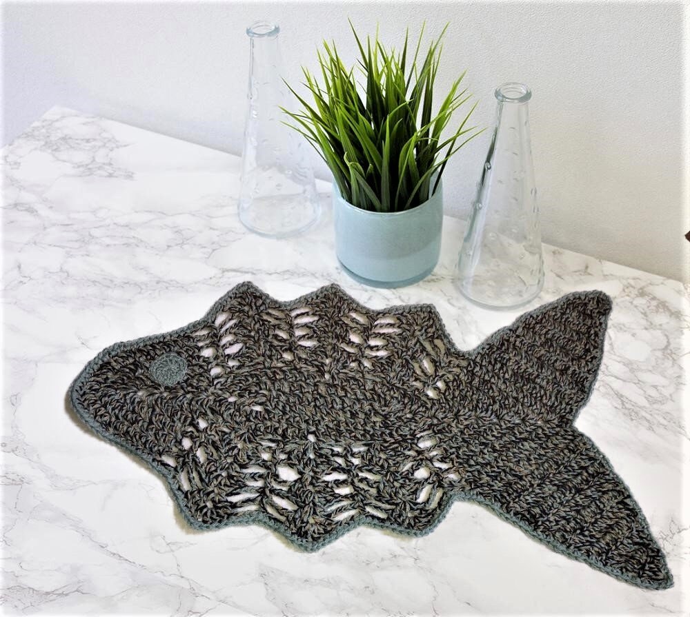 Hooked Fish - Crochet Pattern, Rustic, Shabby Chic, Lakehouse, Beach ...