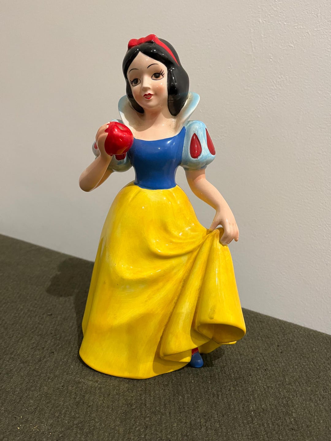Disney Snow White Figurine - Etsy