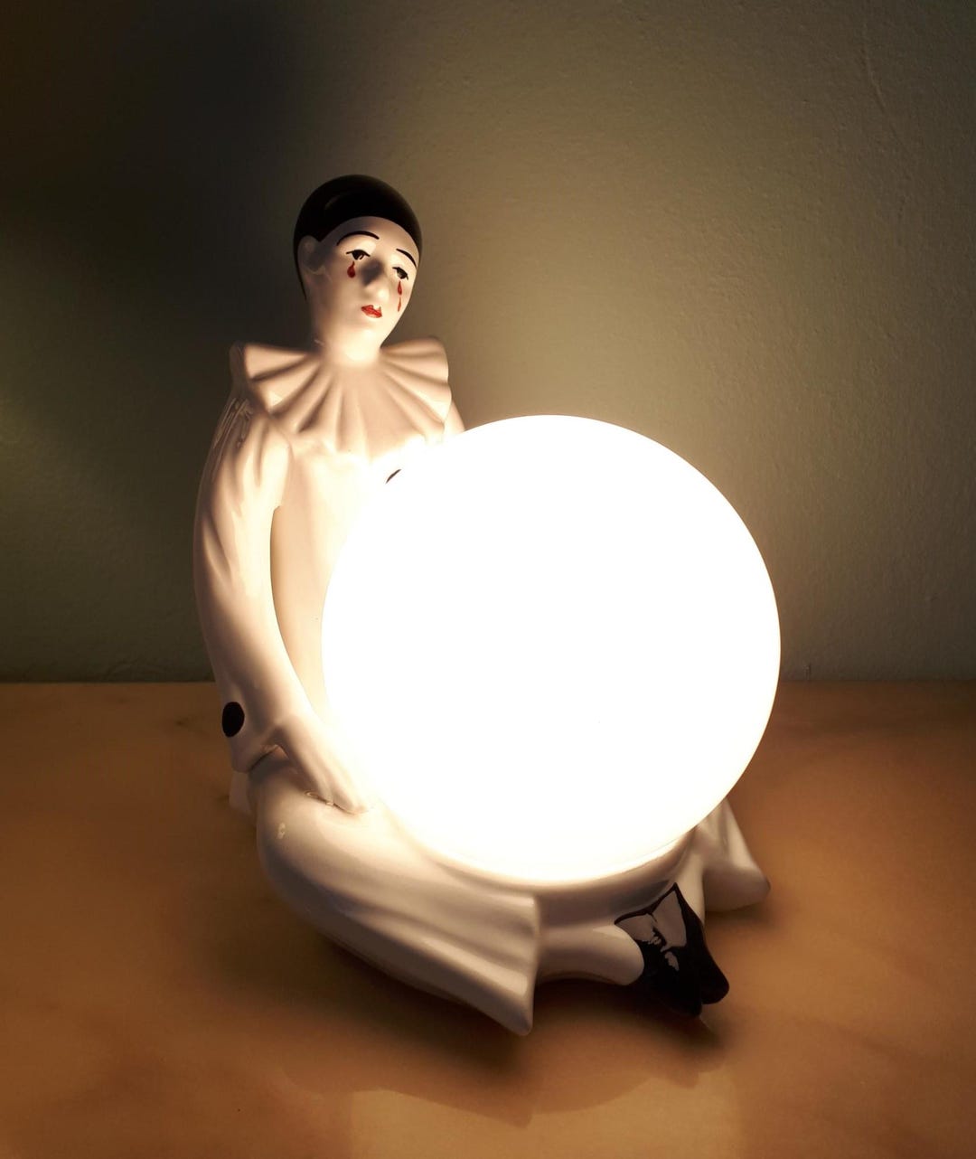 Marilynsjunkyard - PIERROT LAMP - Handpainted Ceramic Pierrot Sad Clown ...