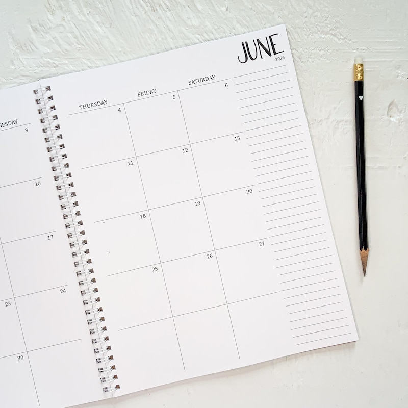 Spiral Daily and Monthly Planner 2 Years 2026 2028 - Etsy Canada