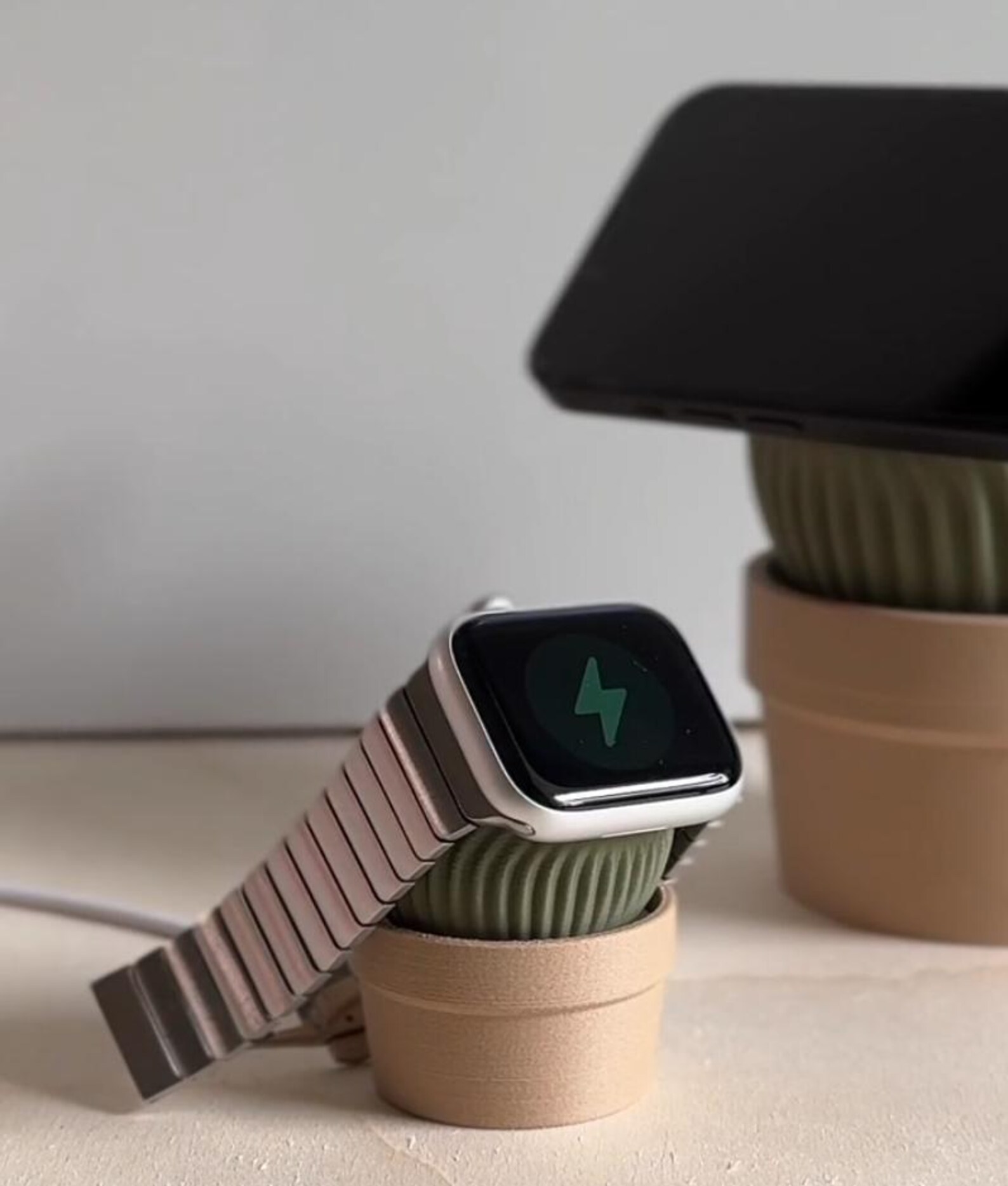 Spiky Mini Magsafe Charger Stand for Apple Watch - Etsy