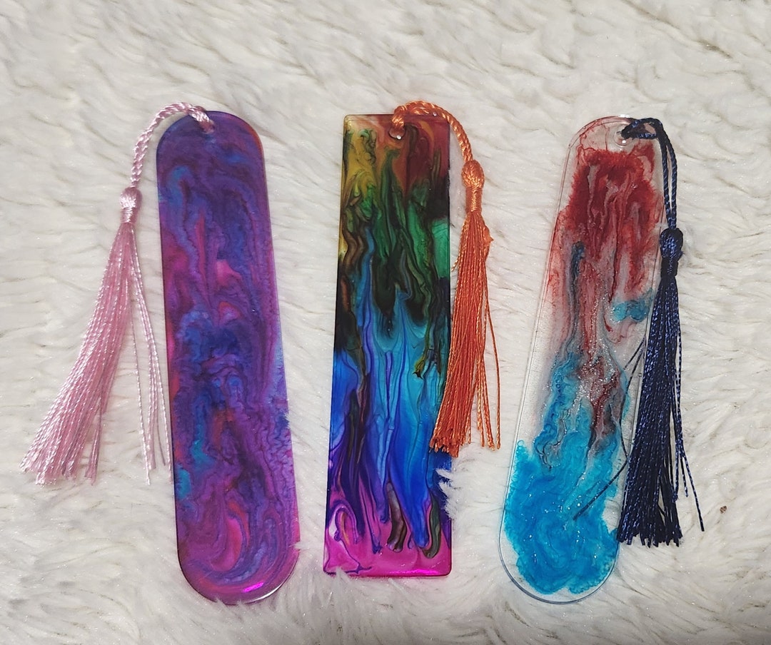 Tie Dye Bookmarks and Page Holder Sets - Etsy