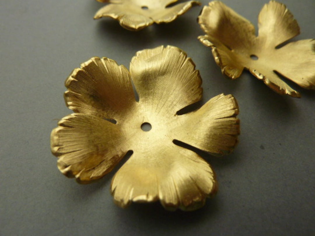 2 Brass Flower Base - Thick Brass (medium) - Etsy