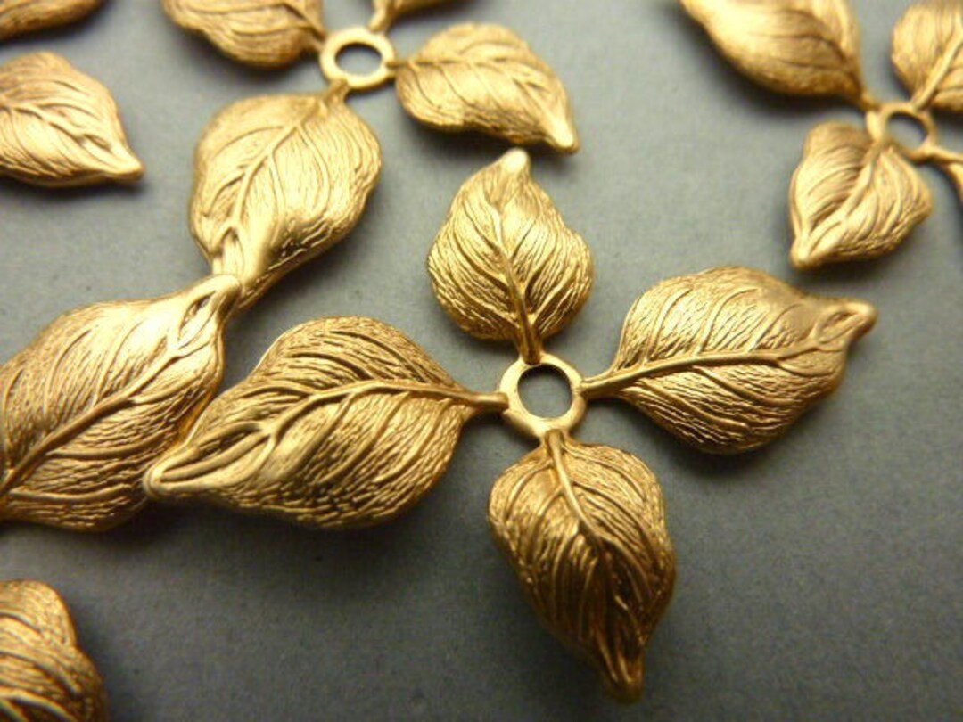 6 Detailed Four-leaf Brass Rivet Findings - Small - Etsy