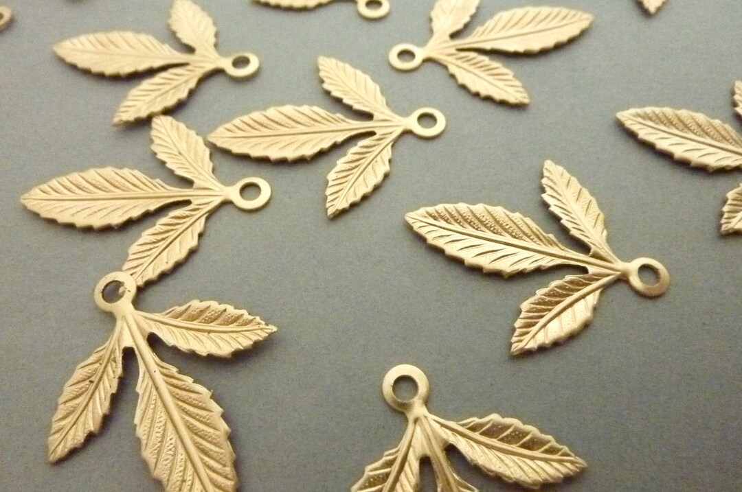 6 Brass Three Leaf Branch Findings - Etsy