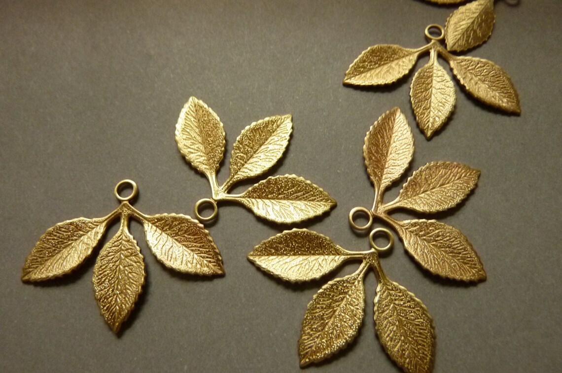 6 Brass Three Leaf Branch Findings - Etsy