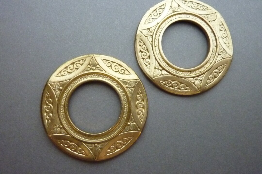 2 Large Round Brass Ornate Flower Loops - Frames - Settings - Die ...