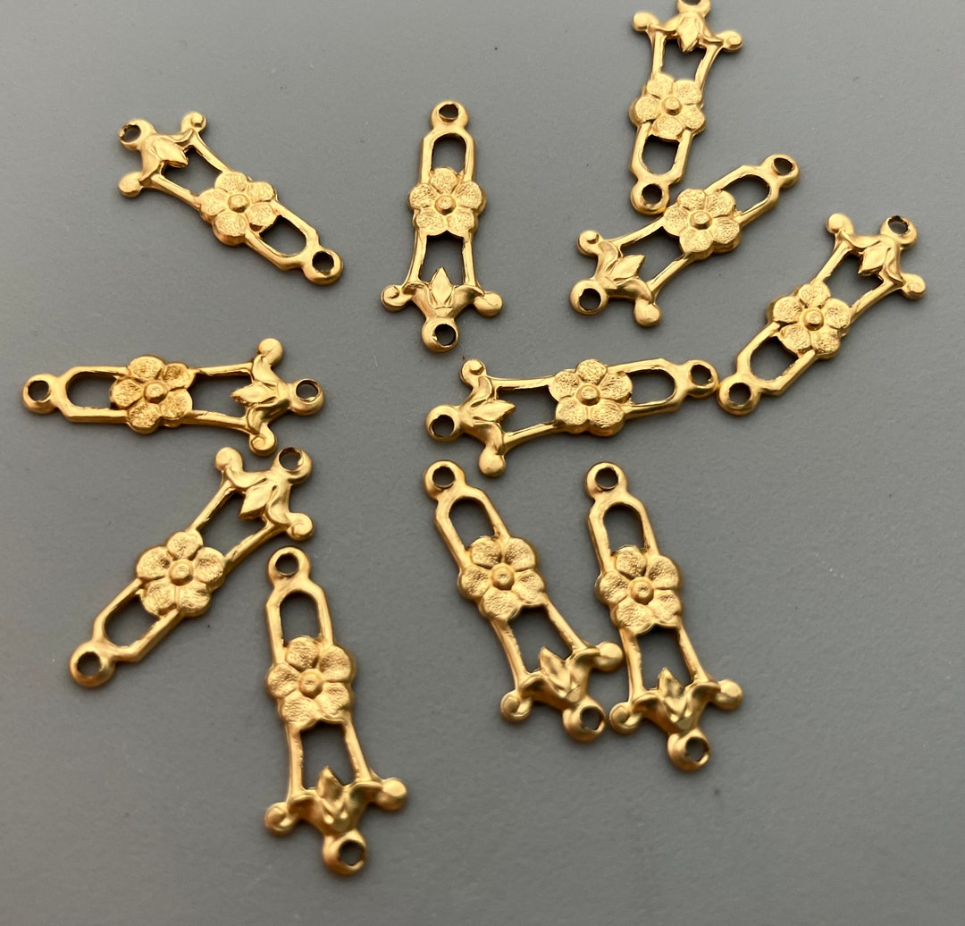 12 Brass Filigree Flower Connectors - Victorian - Etsy
