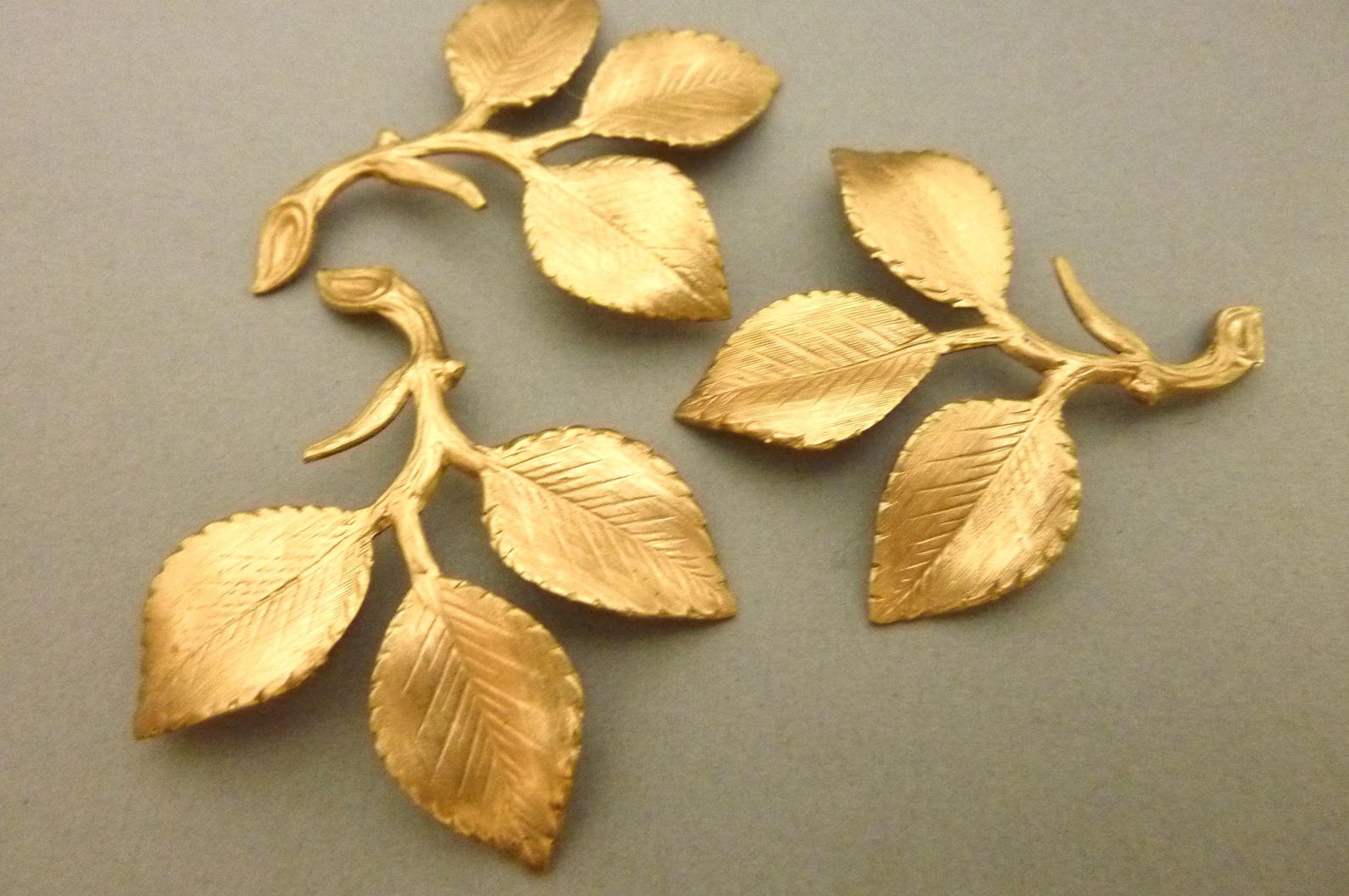 2 Brass Rose Three Leaf Branch Findings - Etsy